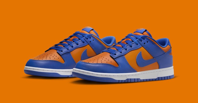 Official Images of the Nike Dunk Low "Knicks" | Grailify
