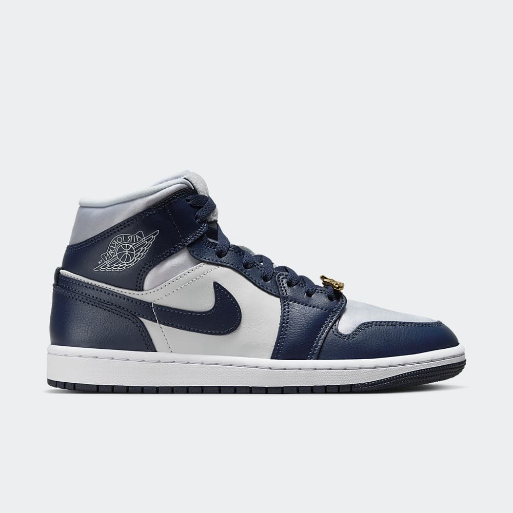 Air Jordan 1 Mid "Bling Navy" | FZ8777-044 | Grailify
