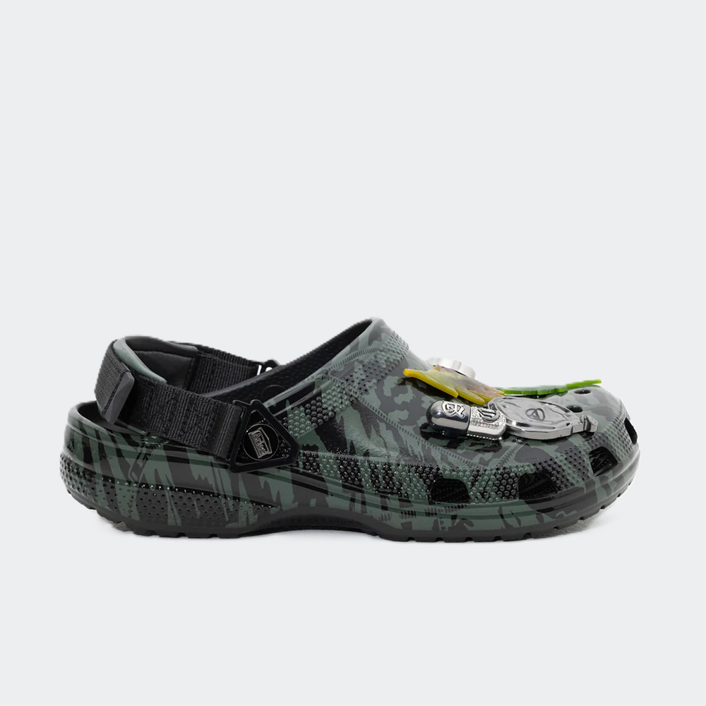 Aries Arise x Crocs Classic Clog "High Shine Black" | 211060-001